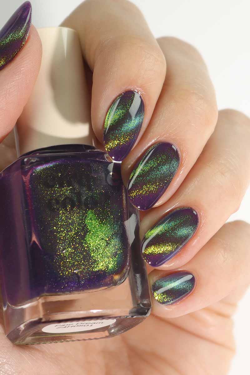 Blurple Magnetic Nail Polish - Cirque Colors Pipe Dream
